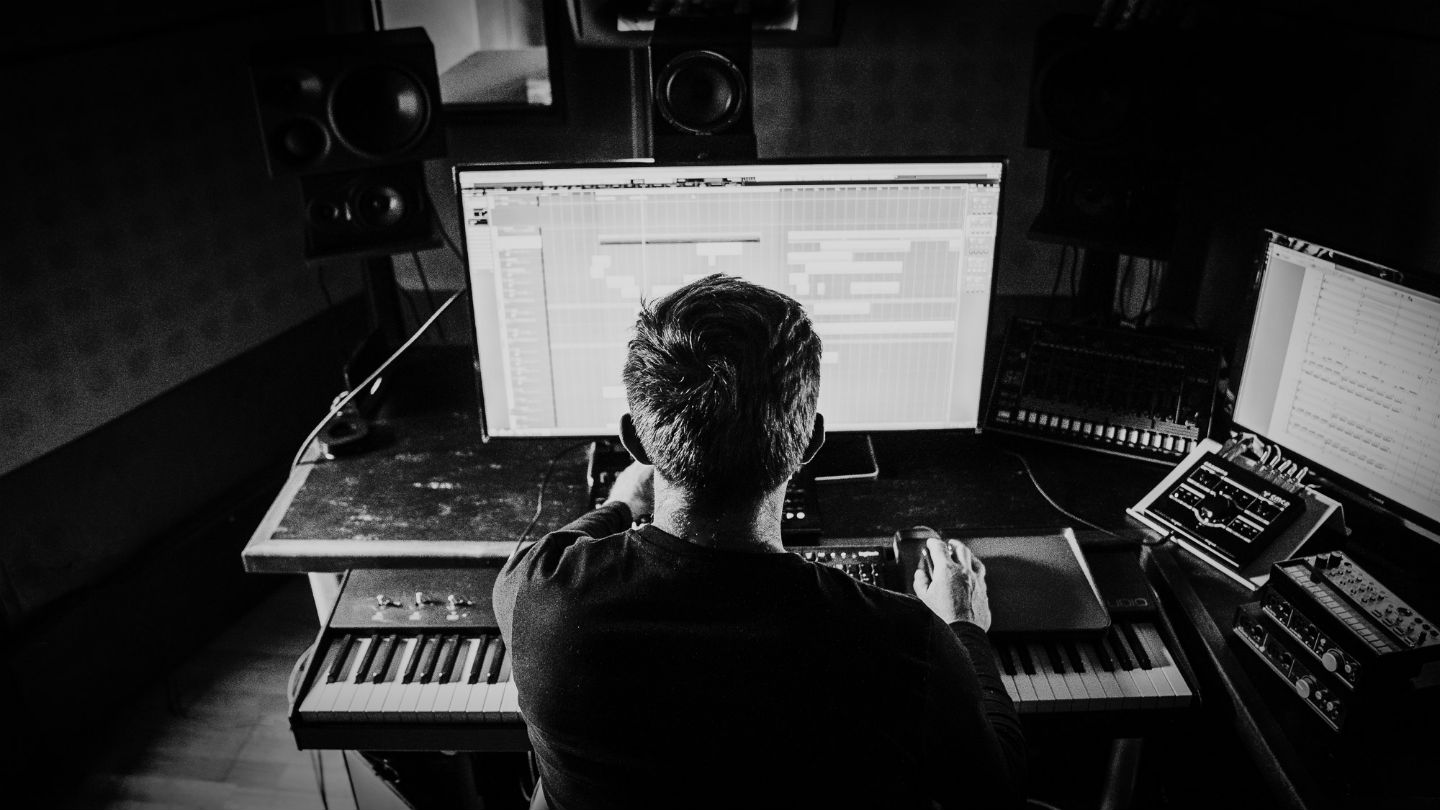 Dom Jones – Composer | Sound Designer